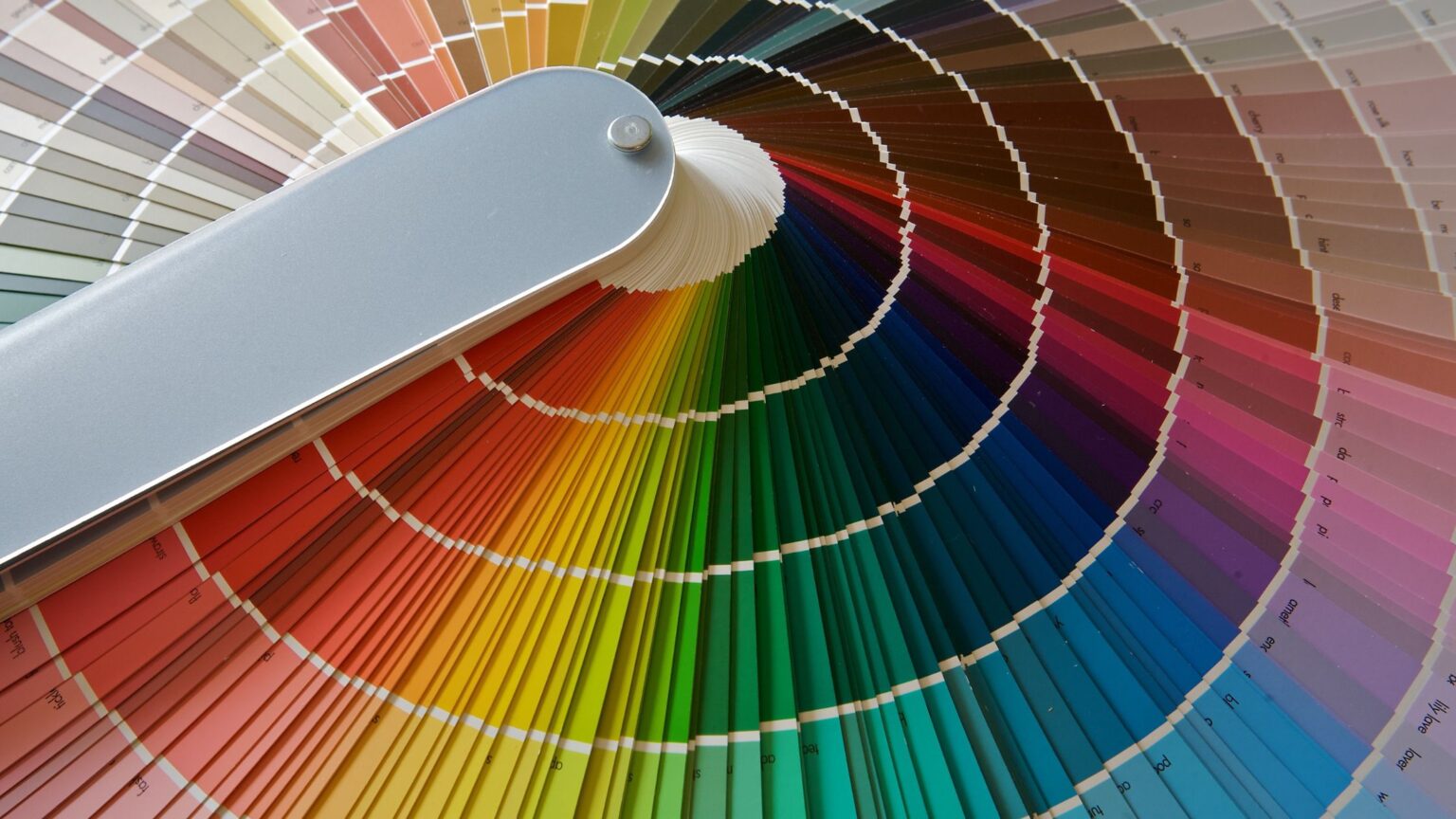 Entendiendo la teoría del color | Asesoría de Imagen Bogotá